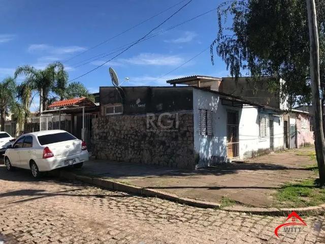 Casa / Sobrado para Venda em Porto Alegre/RS Restinga 3 Quartos