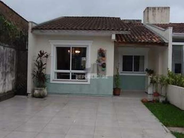 Casa / Sobrado para Venda em Porto Alegre/RS Restinga 3 Quartos