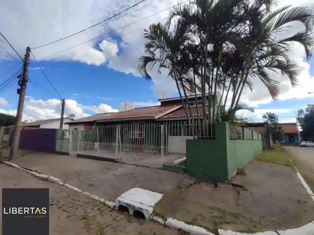 Casa / Sobrado para Venda em Porto Alegre/RS Restinga 3 Quartos
