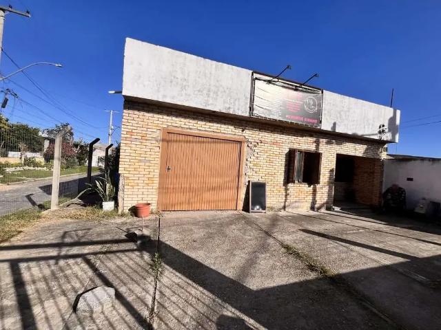 Casa / Sobrado para Venda em Porto Alegre/RS Restinga 3 Quartos