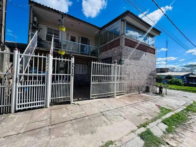 Casa / Sobrado para Venda em Porto Alegre/RS Restinga 3 Quartos