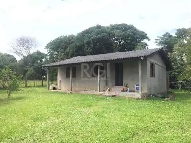 Casa / Sobrado para Venda em Porto Alegre/RS Restinga 3 Quartos