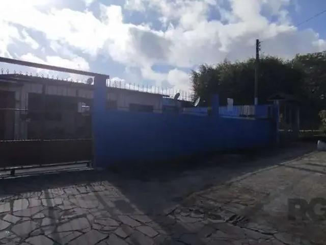 Casa / Sobrado para Venda em Porto Alegre/RS Restinga 3 Quartos