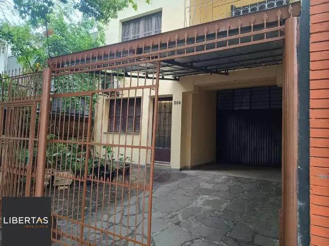 Casa / Sobrado para Venda em Porto Alegre/RS Rio Branco 3 Quartos