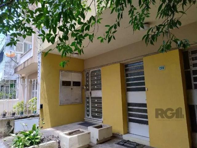 Casa / Sobrado para Venda em Porto Alegre/RS Rio Branco 3 Quartos