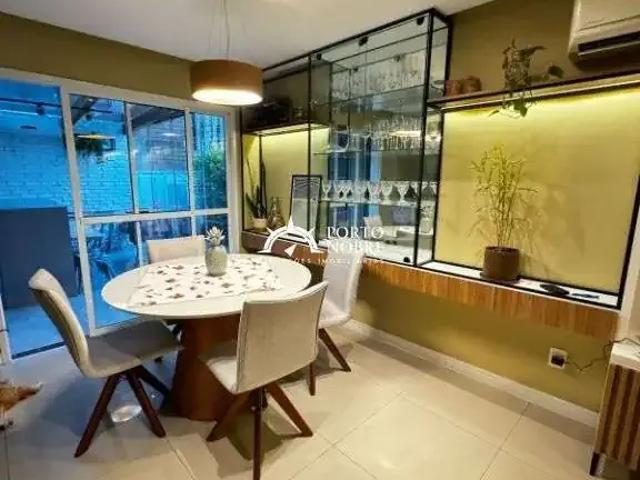 Casa / Sobrado para Venda em Porto Alegre/RS Rio Branco 3 Quartos