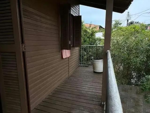 Casa / Sobrado para Venda em Porto Alegre/RS Rubem Berta 4 Quartos