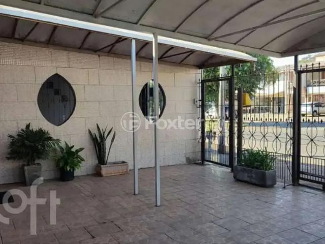 Casa / Sobrado para Venda em Porto Alegre/RS Rubem Berta 4 Quartos