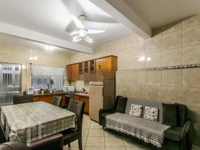 Casa / Sobrado para Venda em Porto Alegre/RS Rubem Berta 4 Quartos