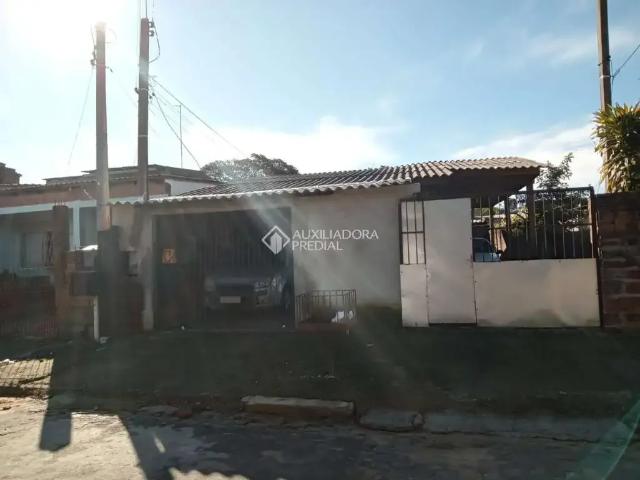 Casa / Sobrado para Venda em Porto Alegre/RS Rubem Berta 4 Quartos