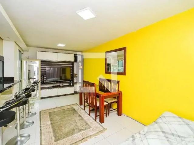 Casa / Sobrado para Venda em Porto Alegre/RS Rubem Berta 4 Quartos