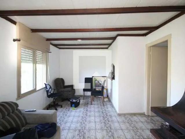 Casa / Sobrado para Venda em Porto Alegre/RS Rubem Berta 4 Quartos