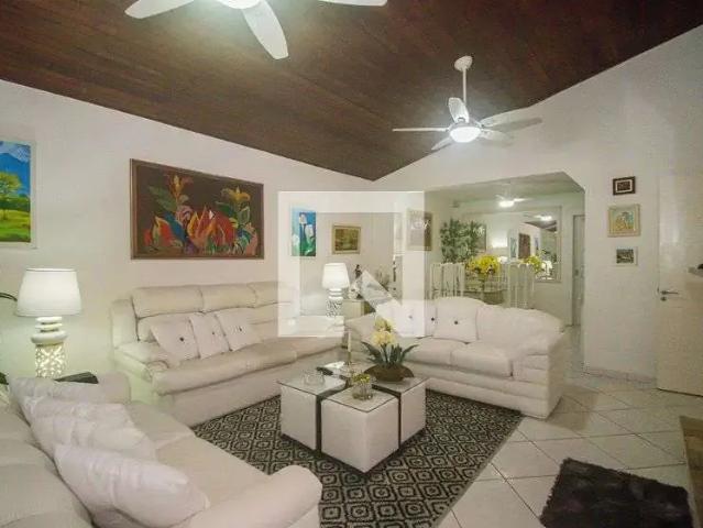 Casa / Sobrado para Venda em Porto Alegre/RS Rubem Berta 4 Quartos