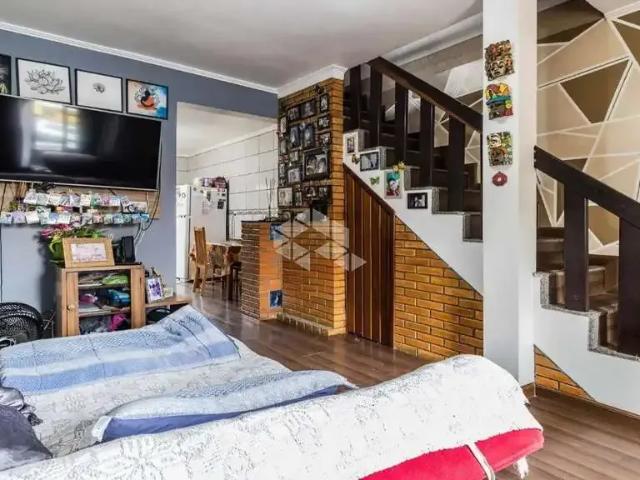 Casa / Sobrado para Venda em Porto Alegre/RS Rubem Berta 2 Quartos