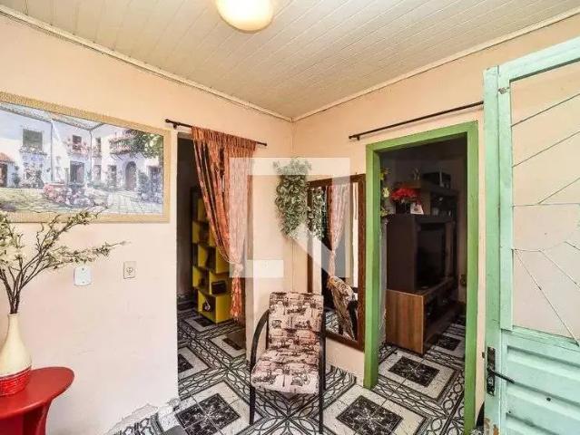 Casa / Sobrado para Venda em Porto Alegre/RS Rubem Berta 3 Quartos