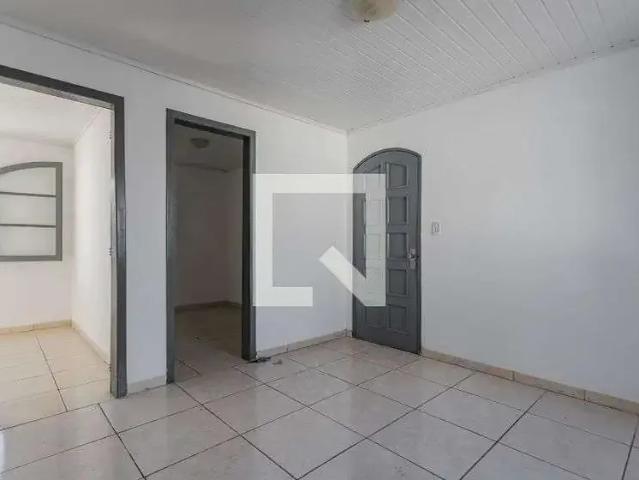Casa / Sobrado para Venda em Porto Alegre/RS Rubem Berta 2 Quartos