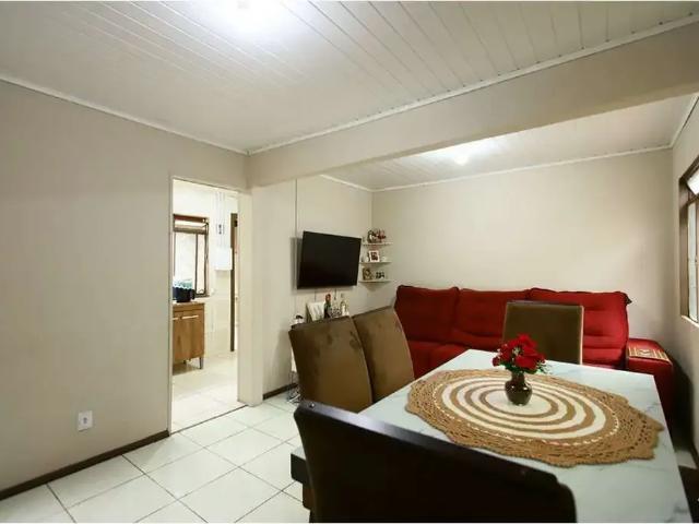 Casa / Sobrado para Venda em Porto Alegre/RS Rubem Berta 3 Quartos