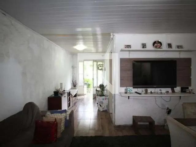 Casa / Sobrado para Venda em Porto Alegre/RS Rubem Berta 3 Quartos