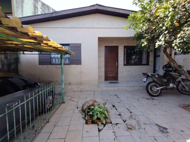 Casa / Sobrado para Venda em Porto Alegre/RS Rubem Berta 3 Quartos