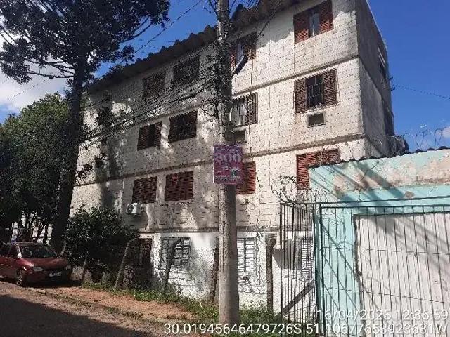 Casa / Sobrado para Venda em Porto Alegre/RS Rubem Berta 3 Quartos
