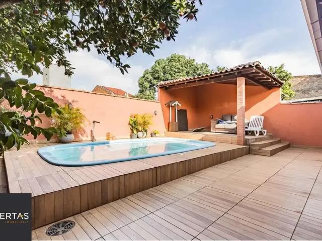 Casa / Sobrado para Venda em Porto Alegre/RS Rubem Berta 3 Quartos