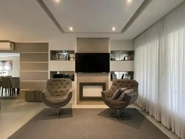 Casa / Sobrado para Venda em Porto Alegre/RS Rubem Berta 3 Quartos