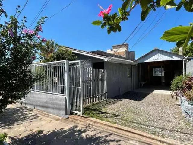 Casa / Sobrado para Venda em Porto Alegre/RS Rubem Berta 3 Quartos