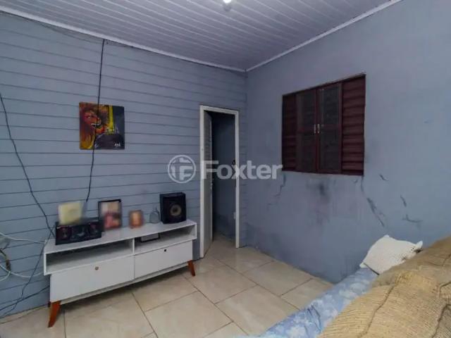 Casa / Sobrado para Venda em Porto Alegre/RS Rubem Berta 3 Quartos