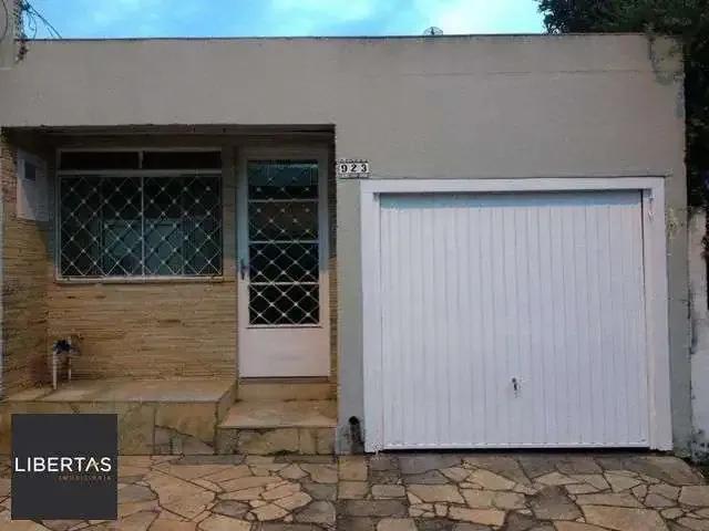 Casa / Sobrado para Venda em Porto Alegre/RS Rubem Berta 3 Quartos