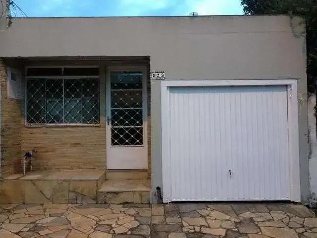 Casa / Sobrado para Venda em Porto Alegre/RS Rubem Berta 3 Quartos