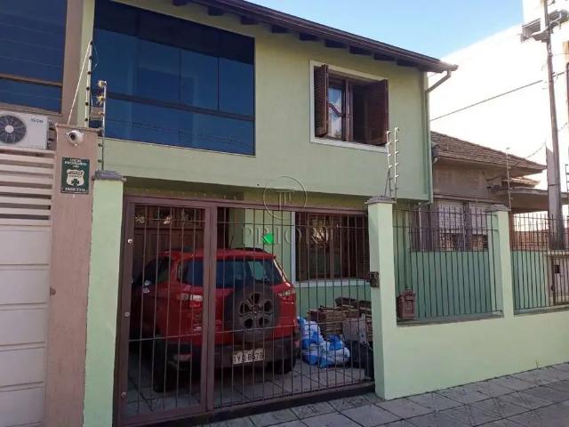 Casa / Sobrado para Venda em Porto Alegre/RS São Geraldo 4 Quartos