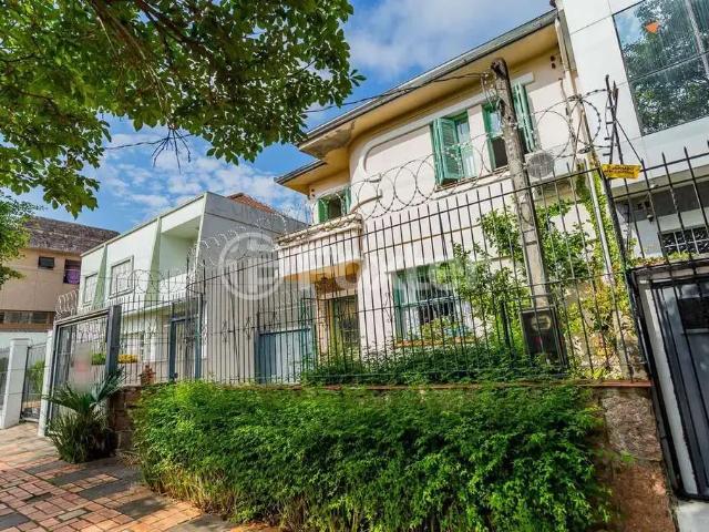 Casa / Sobrado para Venda em Porto Alegre/RS São Geraldo 4 Quartos