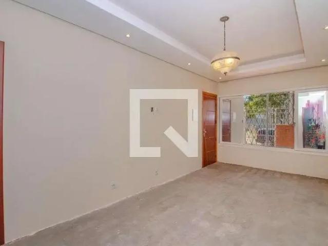 Casa / Sobrado para Venda em Porto Alegre/RS São Geraldo 5 Quartos