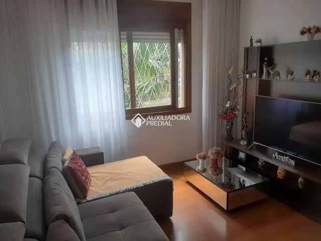 Casa / Sobrado para Venda em Porto Alegre/RS São Geraldo 6 Quartos