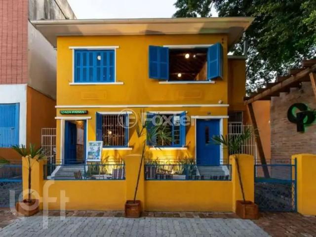 Casa / Sobrado para Venda em Porto Alegre/RS São Geraldo 1 Quartos