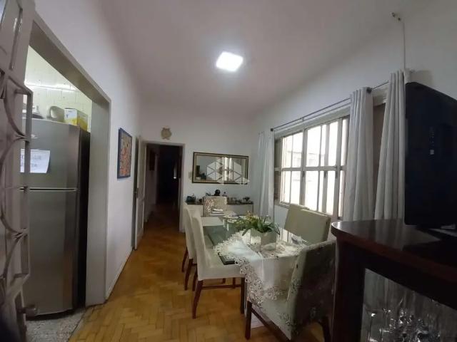 Casa / Sobrado para Venda em Porto Alegre/RS São Geraldo 3 Quartos