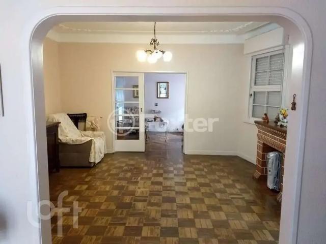 Casa / Sobrado para Venda em Porto Alegre/RS São Geraldo 3 Quartos