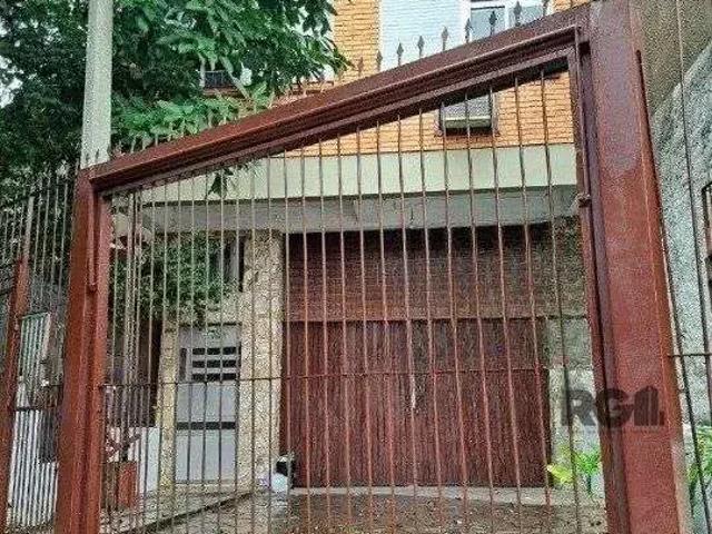 Casa / Sobrado para Venda em Porto Alegre/RS São Geraldo 3 Quartos