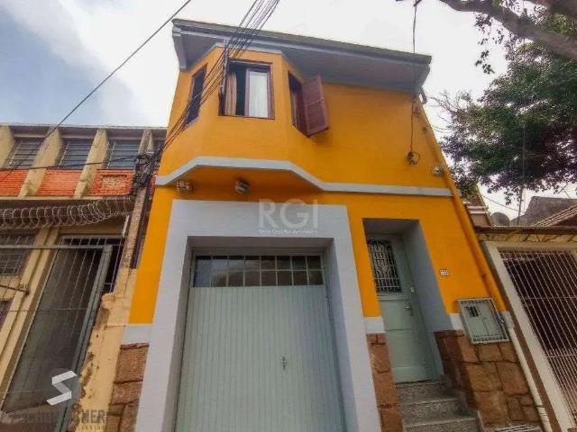 Casa / Sobrado para Venda em Porto Alegre/RS São Geraldo 3 Quartos