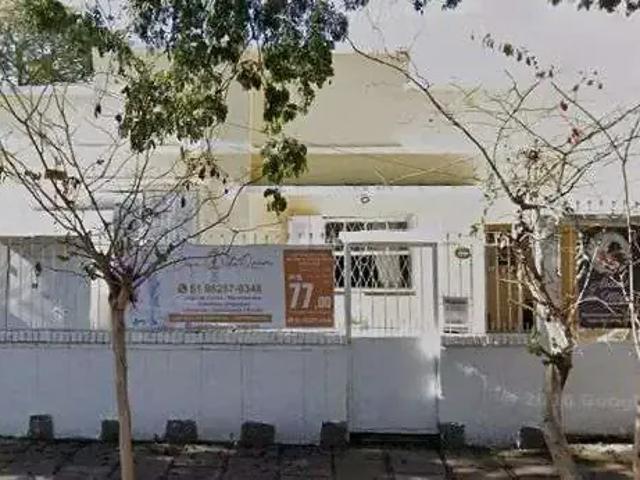 Casa / Sobrado para Venda em Porto Alegre/RS São Geraldo 3 Quartos