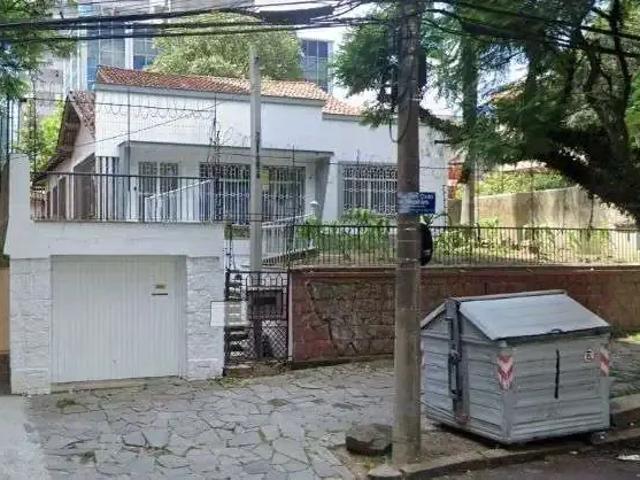 Casa / Sobrado para Venda em Porto Alegre/RS São João 4 Quartos