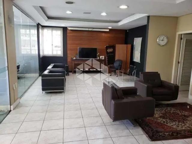 Casa / Sobrado para Venda em Porto Alegre/RS São João 4 Quartos