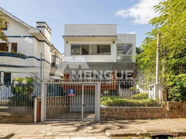Casa / Sobrado para Venda em Porto Alegre/RS São João 4 Quartos