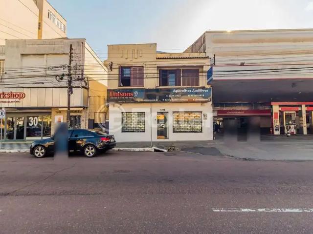 Casa / Sobrado para Venda em Porto Alegre/RS São João 5 Quartos