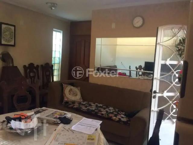 Casa / Sobrado para Venda em Porto Alegre/RS São João 3 Quartos