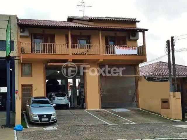 Casa / Sobrado para Venda em Porto Alegre/RS São João 3 Quartos