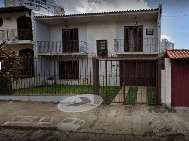 Casa / Sobrado para Venda em Porto Alegre/RS São João 3 Quartos