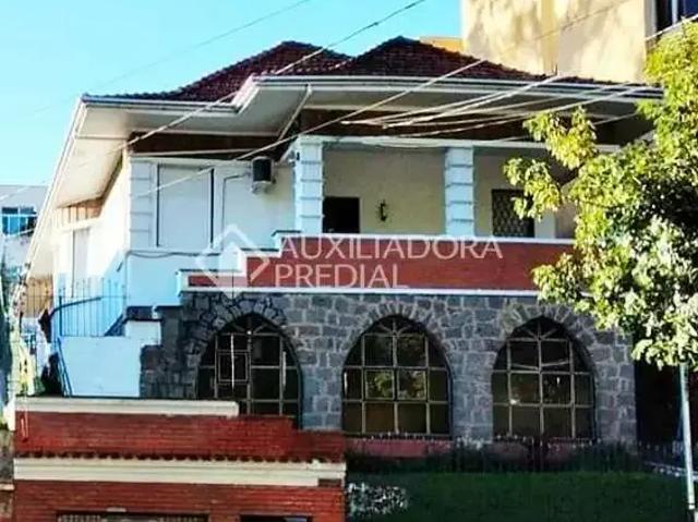 Casa / Sobrado para Venda em Porto Alegre/RS São João 3 Quartos