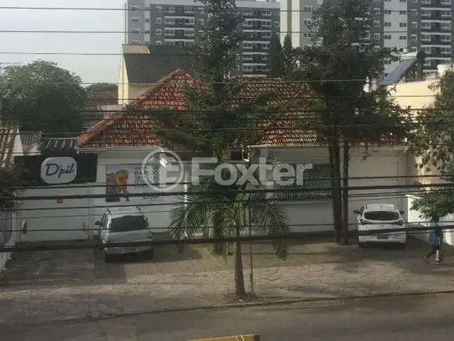 Casa / Sobrado para Venda em Porto Alegre/RS São João 3 Quartos