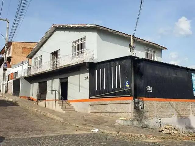 Casa / Sobrado para Venda em Porto Alegre/RS São José 3 Quartos